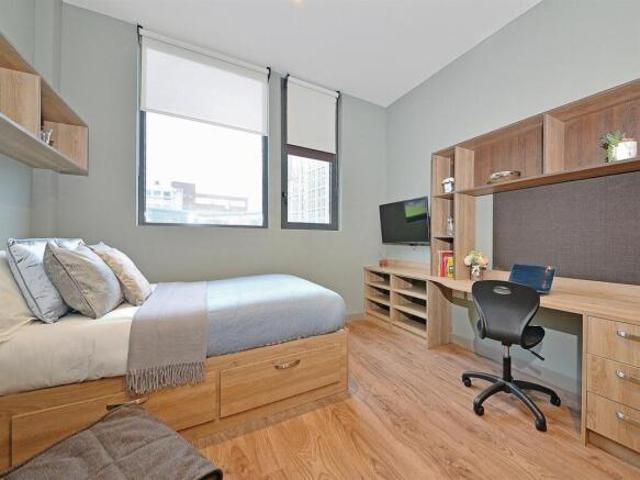 Studio flat for rent in Student Only | 51/44 Weeks | Liverpool | L3