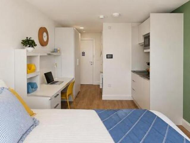 Studio flat for rent in Student Studio, Cambridge, CB4