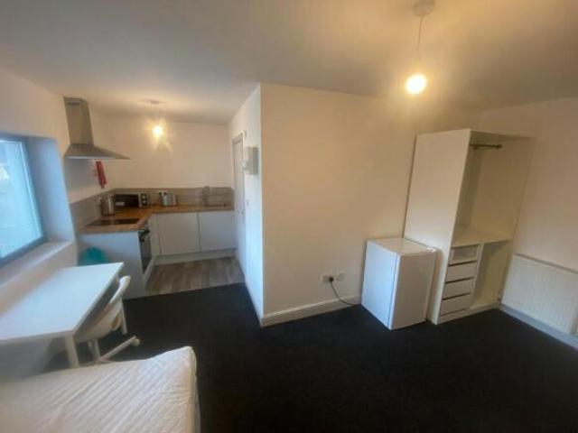 Studio flat for rent in Studio 12, Bulwer Road, Nottingham, Nottinghamshire, NG7