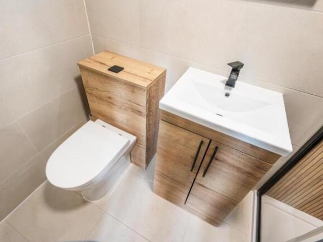 Studio flat for rent in Studio 1, 10 Estella Close, Swindon, Wiltshire, SN25