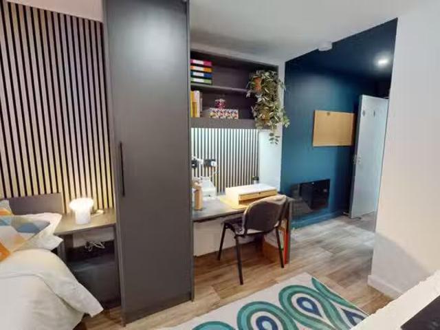 Studio flat for rent in Studio 1, Pershore Road, Stirchley, Bi.