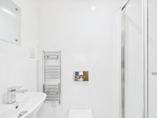 Studio flat for rent in Studio, 26 29 College Green, BS1