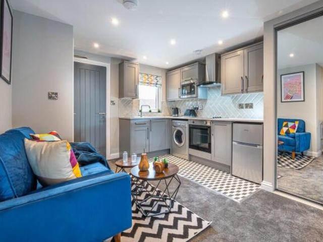 Studio flat for rent in Studio 6, 2 Newhall Street, Swindon, Wiltshire, SN1