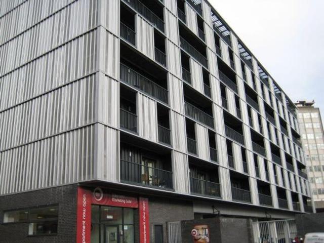 Studio flat for rent in Studio apartment, B4