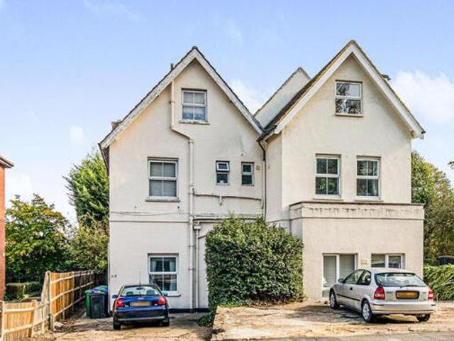 Studio Flat For Rent In Surbiton