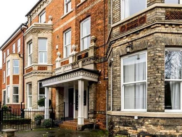 Studio flat for rent in Sycamore Place York YO30