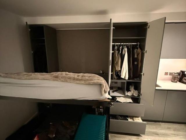 Studio Flat, Fountainbridge, EH3