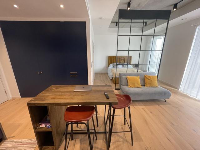 Studio Flat, Goodluck Hope Walk, E14