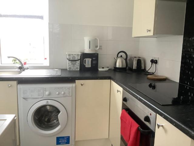 Studio Flat, Great Northern Road, AB24