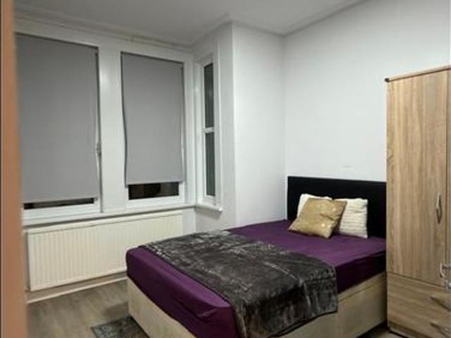 Studio Flat, Harlesden Road, NW10