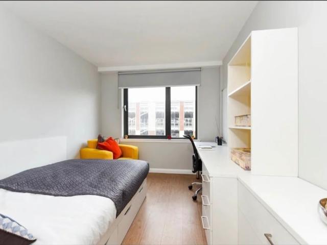Studio Flat, Havannah Street, G4