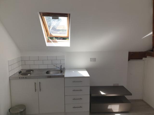 Studio flat.Hendon Central.All bills inc
