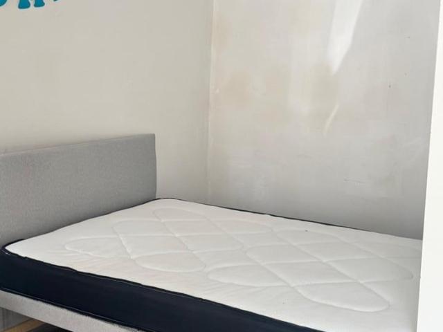 Studio Flat, Henley St, B11