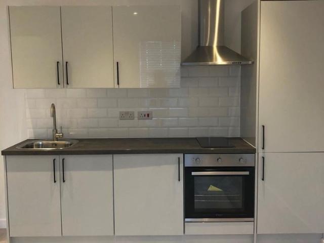 Studio Flat, High Road, N17