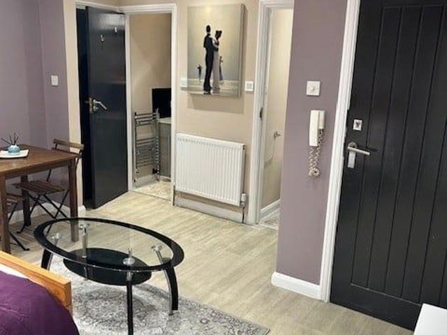 Studio Flat, Highfield Avenue, NW11