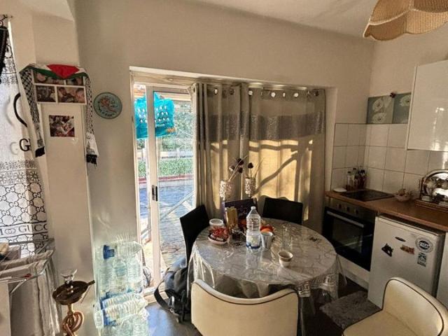 Studio Flat, Hoop Lane, NW11