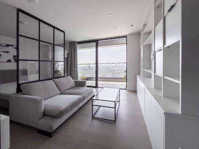 Studio Flat, Hobart Building, E14