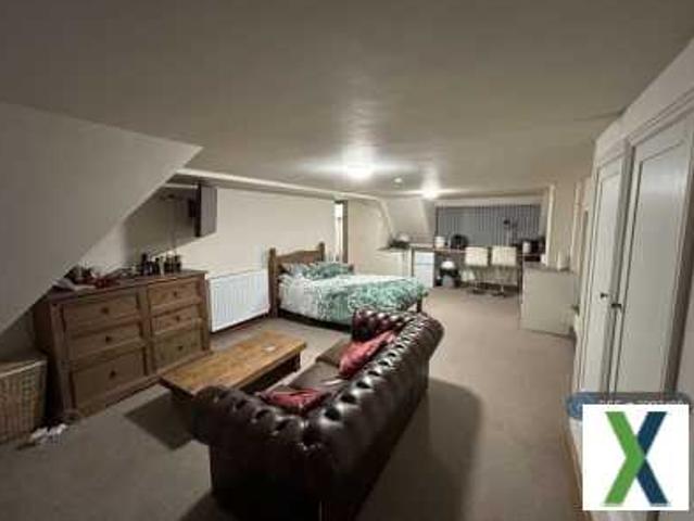Studio flat in Hogarth Hill, Whitby, YO22 #2297488