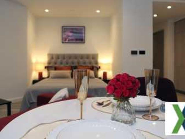 Studio flat in Marsh Wall, London, E14 #2427450