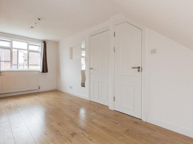 Studio Flat in Neasden All Bills Included