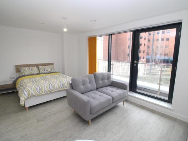 Studio flat in Salford Quay/Media city