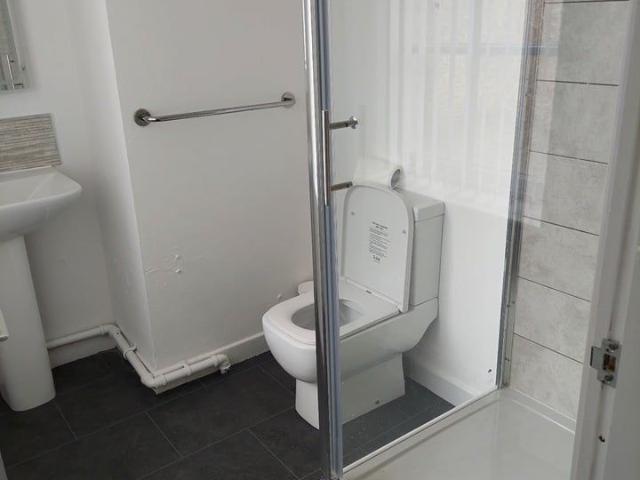 Studio Flat, Irvine Street, L7
