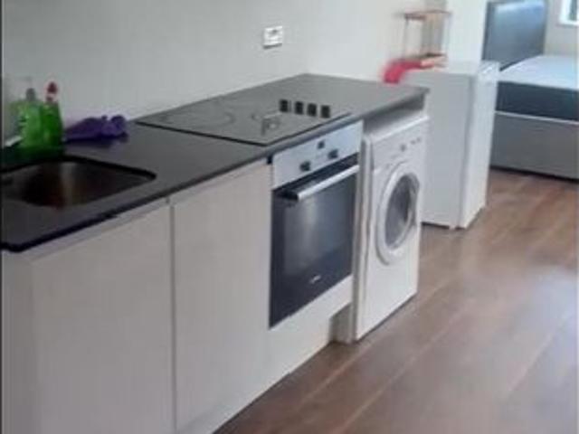 Studio Flat, Kap House, HA1