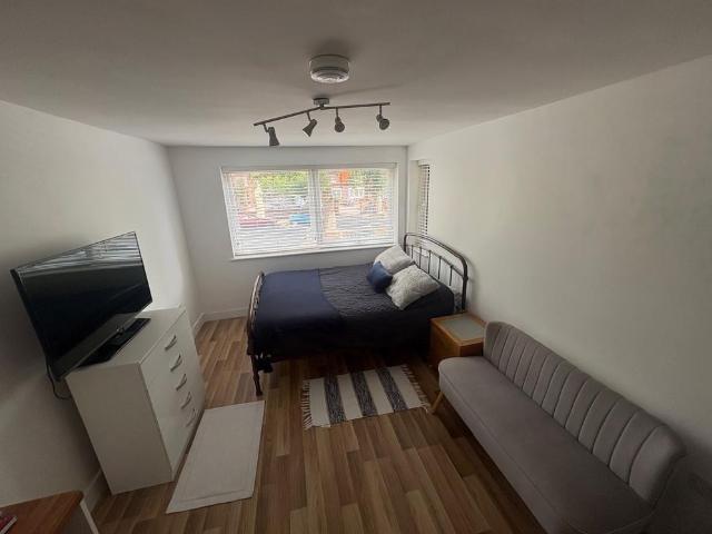 Studio Flat, Kendrick Road, RG1