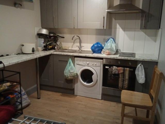 Studio Flat, Kingsland Road, E8