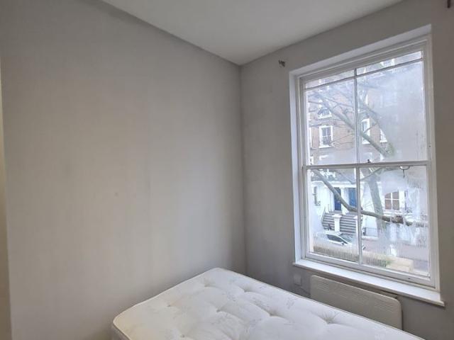 Studio Flat, Ladbroke Grove, W10