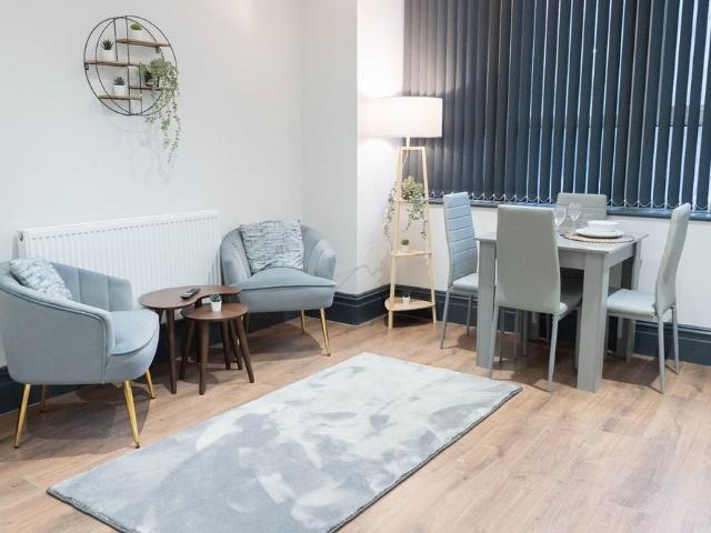 Studio Flat, Liverpool, L3