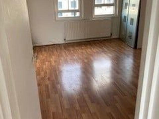 Studio Flat, London, SE8
