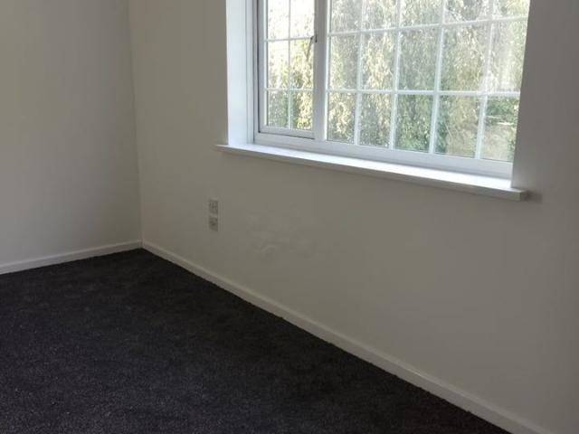 Studio Flat, Longhurst Close, LE4