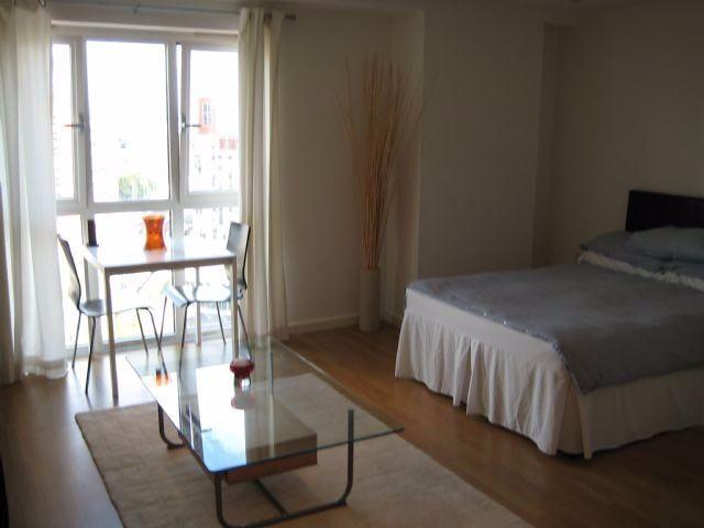 Studio Flat, Masshouse Plaza, B5