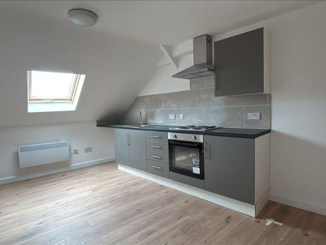 Studio Flat, Melton Road, LE4
