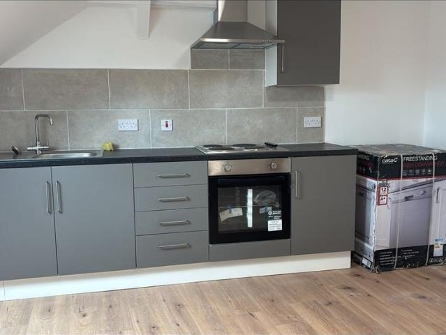 Studio Flat, Melton Road, LE4