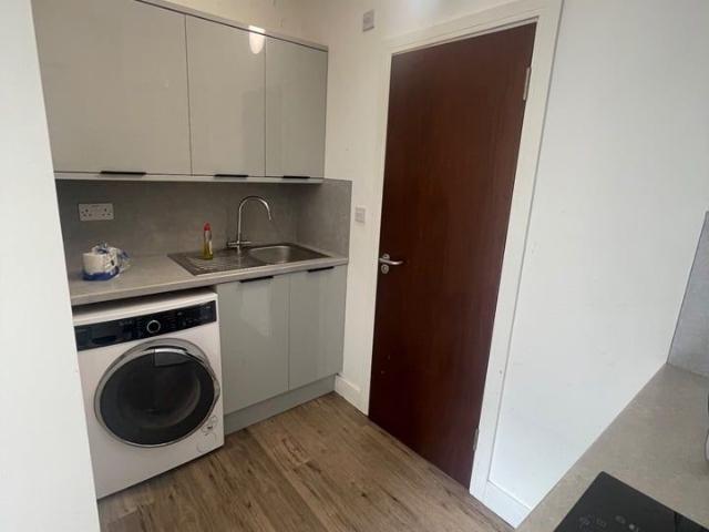 Studio Flat, Mitchell Road, N13