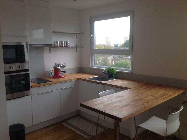 Studio Flat, Myddleton Road, N22