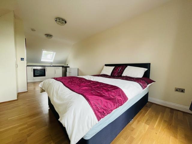 Studio Flat Near Blackheath All Bills Included