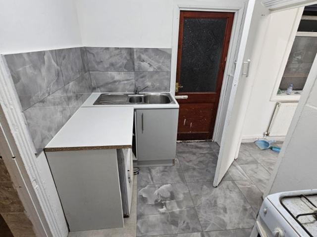 Studio flat Newly renovated in E12