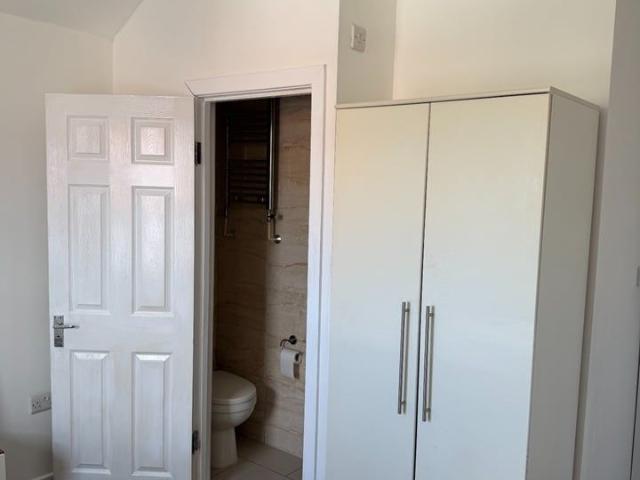 Studio Flat, Oxford Road, RG30