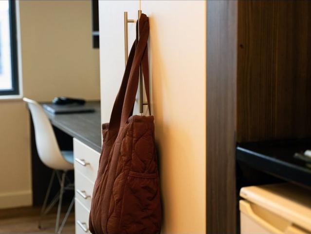 Studio Flat, Pearl Works, S1