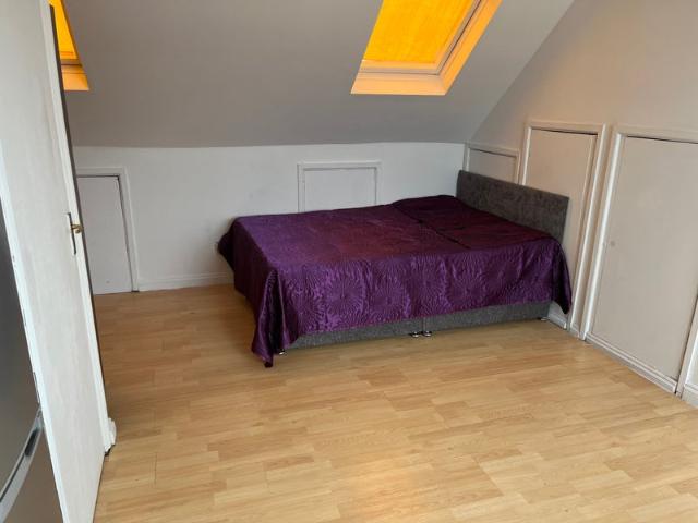 Studio Flat Rent NW2