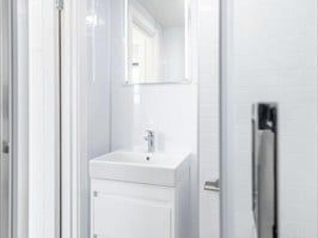 Studio Flat, Rubens House, N3