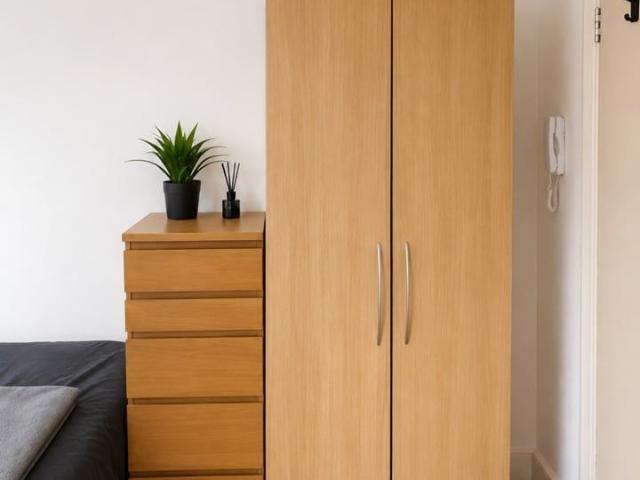 Studio Flat, Rufford Street, N1