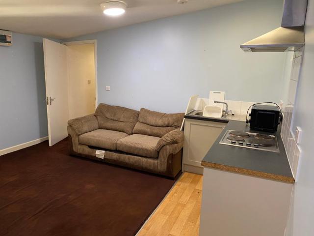 Studio flat rural location