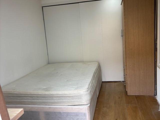Studio Flat, Second Avenue, E13
