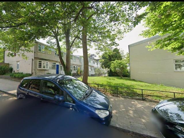 Studio Flat, Shifford Path, SE23