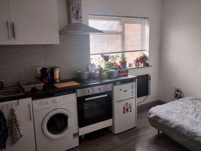 Studio Flat, South Vale, HA1