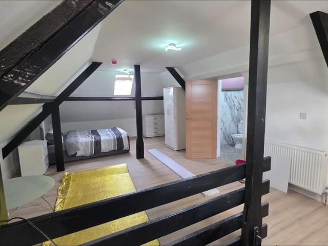 Studio Flat, Sparkhill, B11